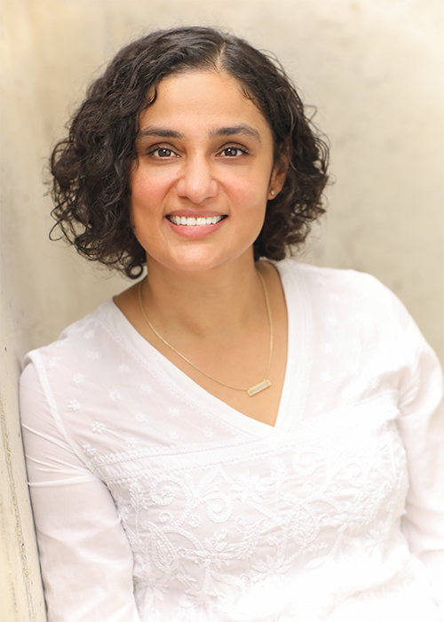 About Me - Nina Hamza